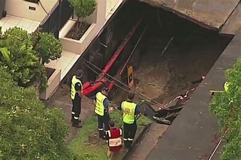 Sinkhole Opens Up Near Australian Prime Ministers Sydney Home The