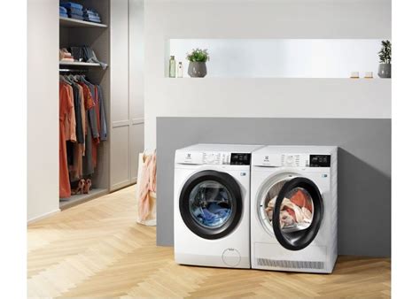 Сушилня Electrolux EW8H458B