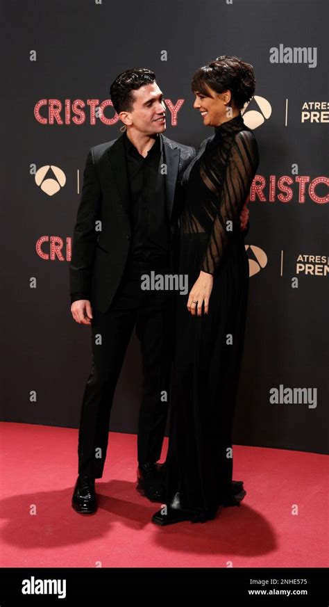 Jaime Lorente and Belén Cuesta during the premiere of the series