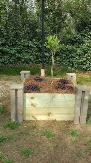 Oldcastle 75 In X 75 In X 55 In Tan Brown Planter Wall Block