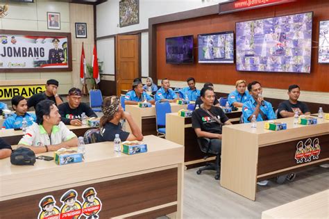 Angkringan Di Jombang Jadi Ajang Transaksi Narkoba Dan Pesta Miras