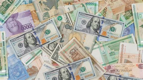 دانلود عکس دلار آمریکا 💵 انواع اسکناس دلار با کیفیت بالا به همراه
