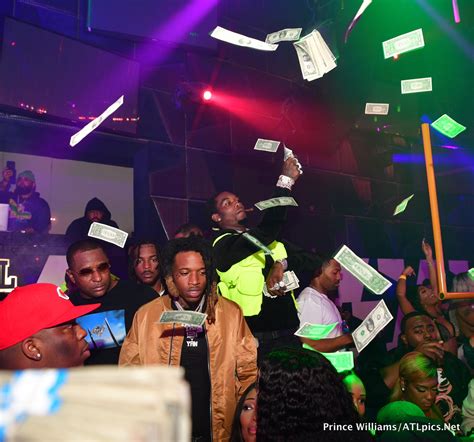 Atls Infamous ‘magic City Strip Club Offering Virtual Lap Dances