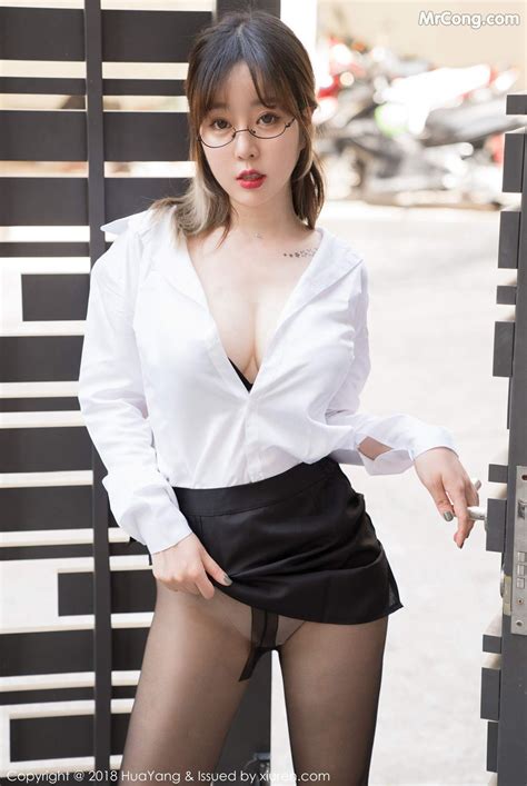 Huayang Vol Model Wang Yu Chun Photos
