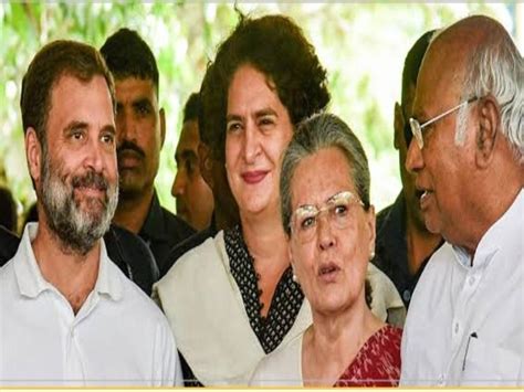 गोव्यासाठी काँग्रेसचे ४० स्टार प्रचारक सोनिया राहुल प्रियांका खरगे
