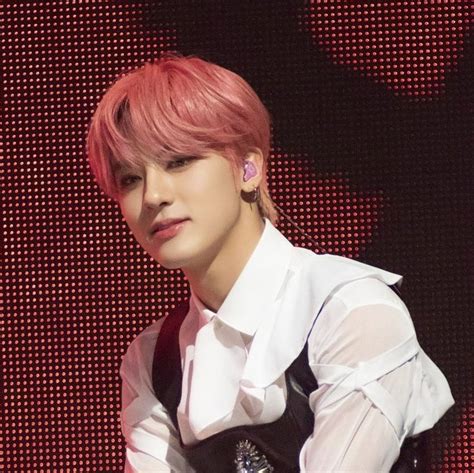 Pin By ໒˚⋆ On Bgs ★ Boy Bands Eric South Korean Boy Band