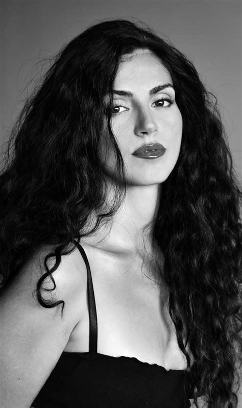 Fortesa Berisha Junge Leute