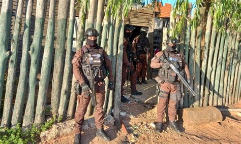 La Policía Secuestró Droga Y Detuvo A Dos Personas Tras El Allanamiento