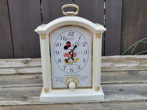 Vintage Seiko Walt Disney Co Minnie Mouse Musical Clock 6 Etsy