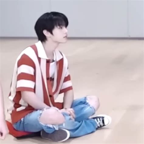 [잡담] 한태산 넘 잘생겼네 인스티즈 Instiz 연예 카테고리