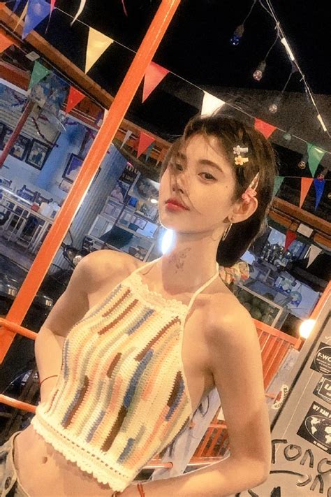 ปักพินโดย 𝓚𝓲𝓮𝓾𝓾𝓛𝓲𝓷𝓱𝓱𝓱🐰ྀི ใน ︎ ｡♡ Ju Jingyi จีน คนดัง