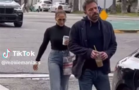 Ben Affleck Che Fai Il Gesto Di Stizza Verso Jennifer Lopez Diventa Virale E Si Torna A