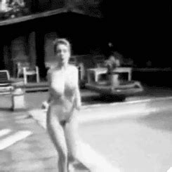 Random 10 Terrific S 018 Tumblrny85v7ktt51uqjg4so1250 Porn Pic