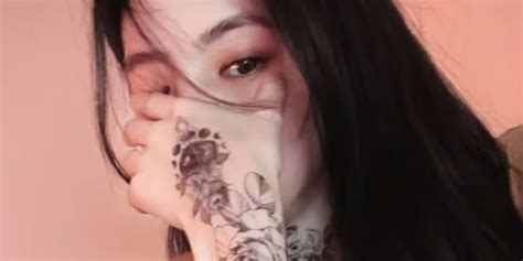 2천만원 들여 타투 지운 한소희 뽐뿌