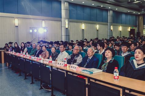 医学系78级校友荣归母校 山东大学齐鲁医学院