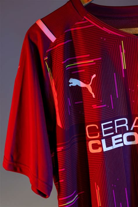 بالصور سيراميكا كليوباترا يكشف عن قميصه فى الموسم الجديد