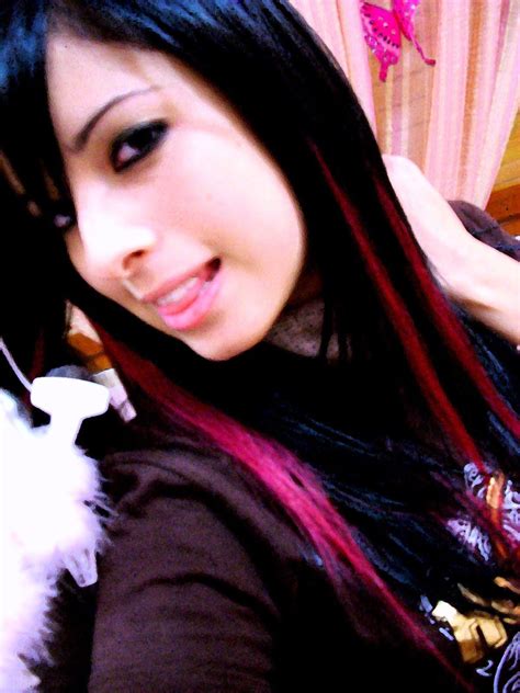 Cute Emo Girl Wallpapers Top Free Cute Emo Girl Backgrounds Wallpaperaccess