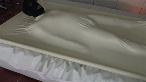 Cruel Reell Dominate Slave Maskjoe In Vaccuum Bed Wmv All Fetish