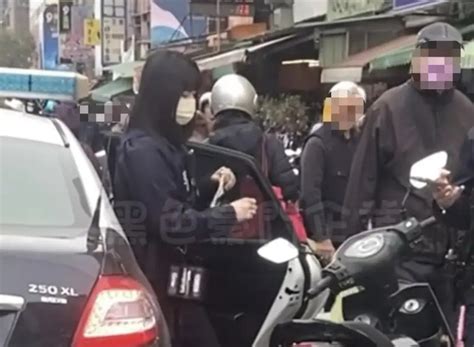 5千人跪求ig！高顏值「特級女警」抓違停