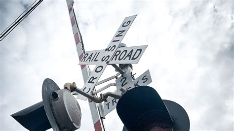 Icc Approves Highwayrail Grade Crossing Projects Railway Track And