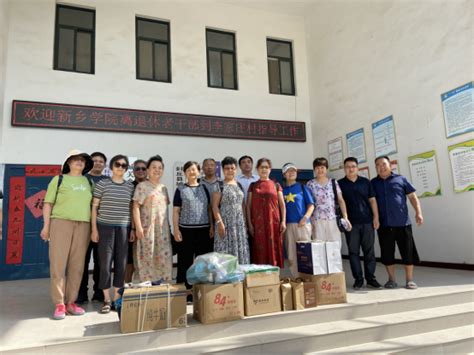 离退休处组织老干部代表赴李家庄开展学习调研活动 新乡学院