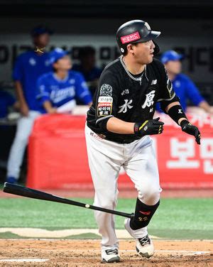 사진 장성우 기회 만드는 2루타 OSEN