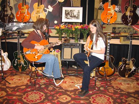 Bio Lindsey Short Guitar Offical Website
