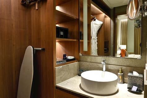 Vivanta Kolkata Em Bypass Hotel