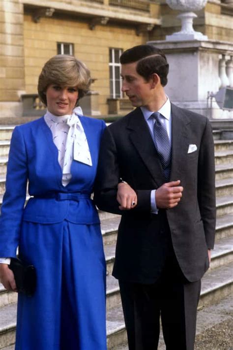Prinzessin Diana Ihre Verlobungsbluse Kommt Für 200000 Dollar Unter