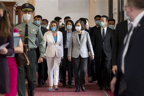 Nancy Pelosi Se Reúne Con Los Líderes De Taiwán