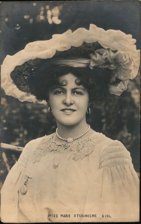 Miss Marie Studholme Portrait Postcard Women Postcard