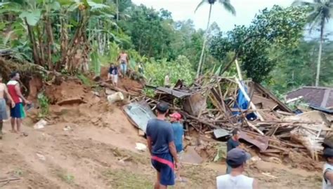 Sembilan Rumah Rusak Akibat Longsor Di Cibeber BANTENTV