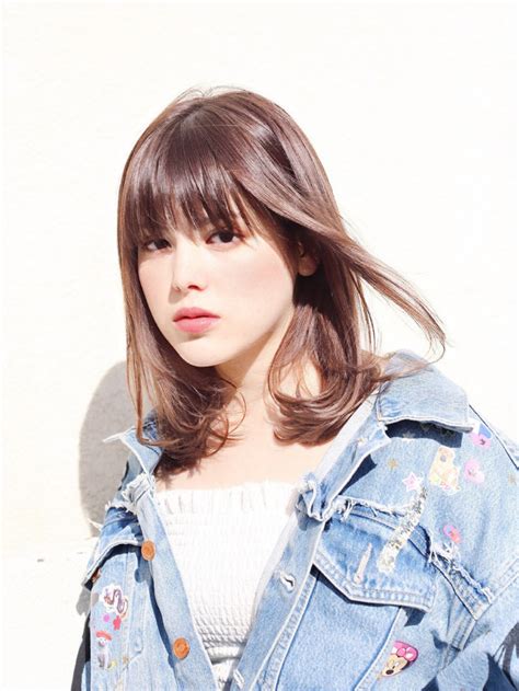 写真 1枚目 みんなの視線を独り占め♡大人のための「色っぽ可愛いヘア」講座 Locari（ロカリ） Locari（ロカリ）
