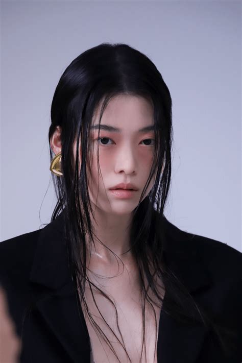Jung Yi Seo R Kactress
