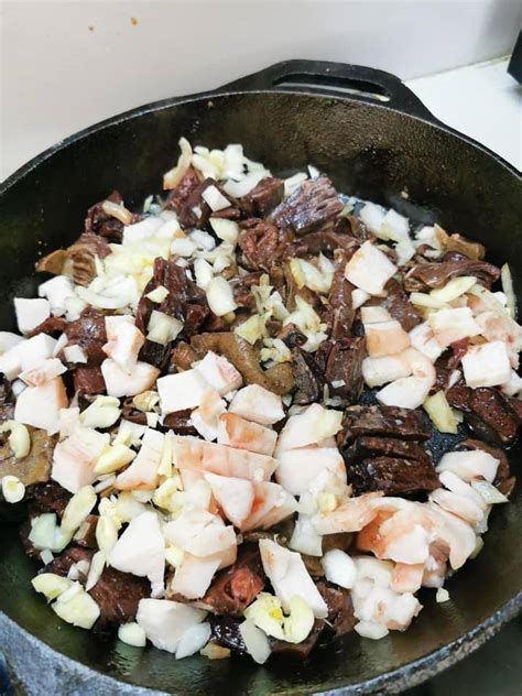 Гоё хоолны жорууд Added A New Photo Гоё хоолны жорууд