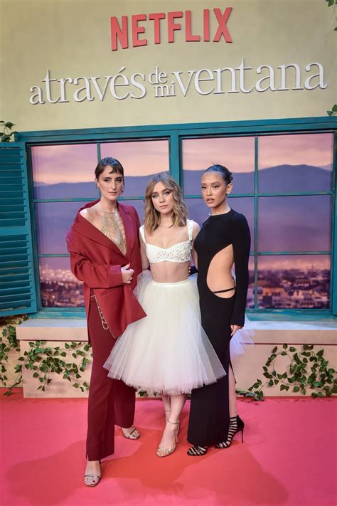 Through My Window S Clara Galle Julio Pena Hit The Red Carpet Ahead Of Their Sexy New Netflix