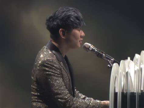 林俊杰南京演唱会裹着心的光完整大屏幕版好有电影的氛围 孤独娱乐JJ20 音乐 哔哩哔哩视频