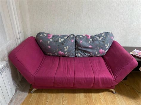 Продам тумбочка 1500 стол компьютерный 1500 и диван с ортопедическим