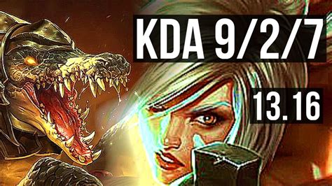 RENEKTON Vs RIVEN TOP 9 2 7 300 Games Dominating KR Challenger