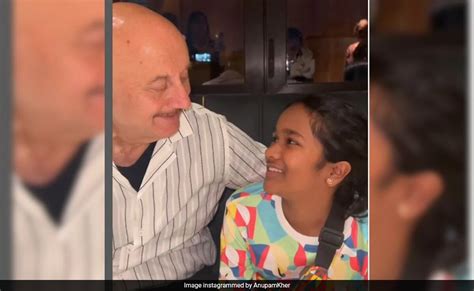 Anupam Kher And Satish Kaushiks Daughter Vanshika Watch Late Actors