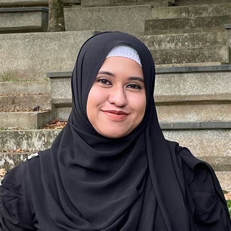 Zahidah Athirah Zahari Administrative Executive Moneymax Financial