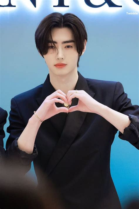 Sunghoon Boyfriend Pictures Sung Hoon Handsome