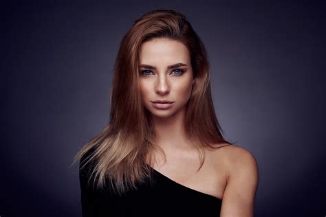 Wallpaper Women Face Portrait Simple Background Blue Eyes Long