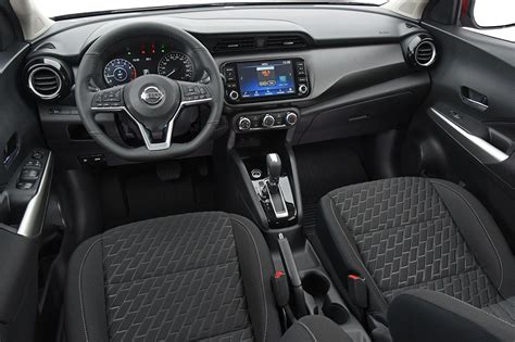 Nissan Kicks Play 2025 Advance Plus Ficha Técnica