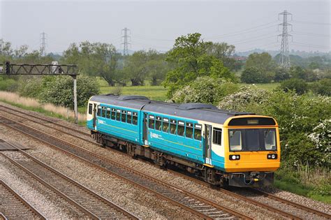 Class 142 Tomcurtisrailgallery