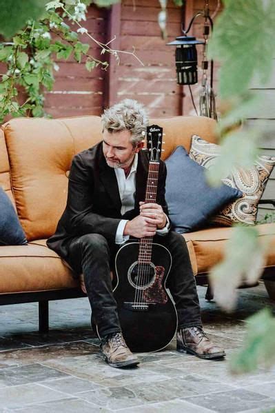 Innocent Eyes Drew Womack Letrascom