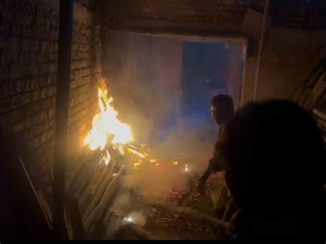 Fire Broke Out At Ratlam Railway Station रतलाम रेलवे स्टेशन पर लगी आग