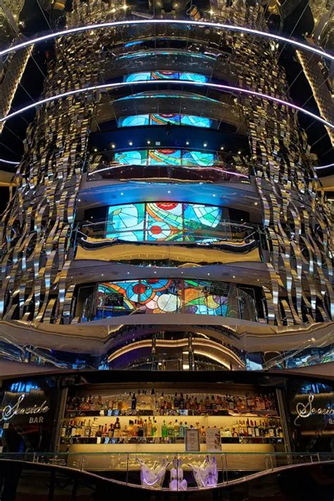 Atrium Msc Seaside Kreuzfahrtschiff Bilder