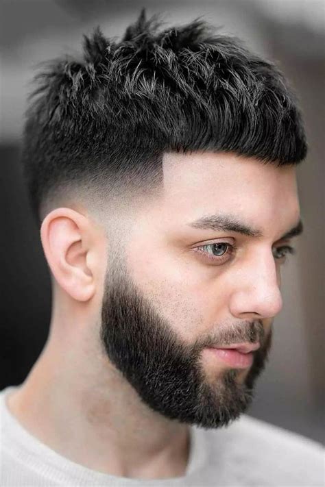 12 Rekomendasi Potongan Rambut Low Fade Cut Pria