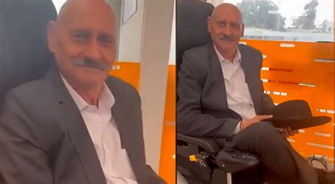 Al Fondo Hay Sitio Gustavo Bueno Es Captado En Silla De Ruedas Y